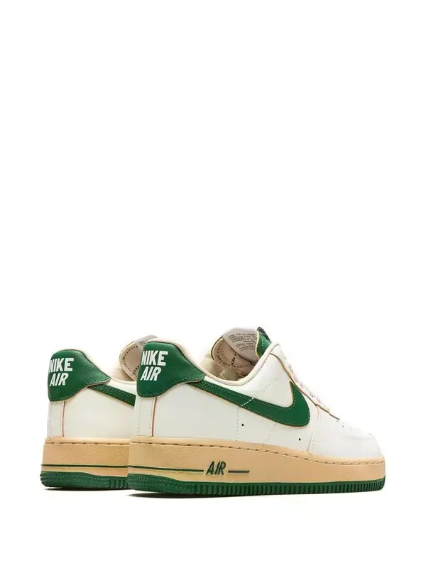 Nike Air Force 1 Low Gorge Green Sneakers - White