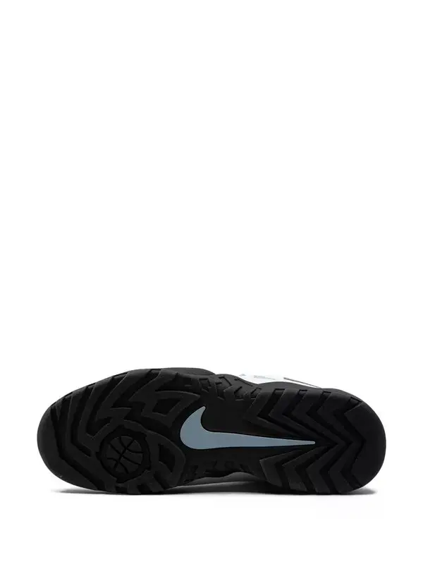 Nike X Supreme Sb Darwin Low Sneakers - White
