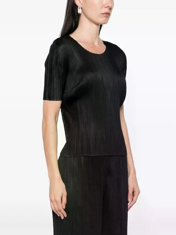 Issey Miyake Plissé-effect T-shirt