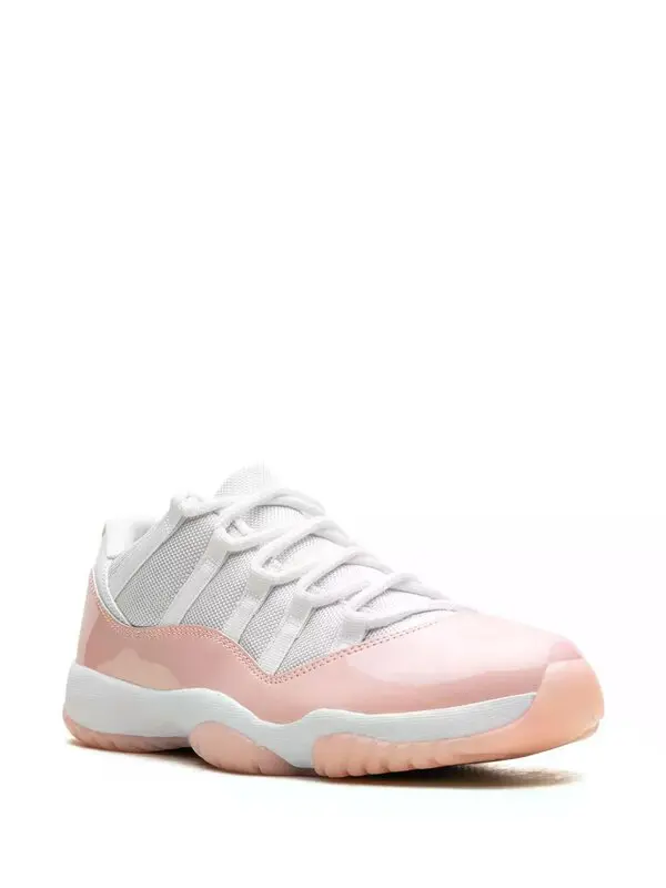 JORDAN Air Low Legend Sneakers - Pink