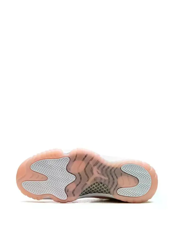 JORDAN Air Low Legend Sneakers - Pink