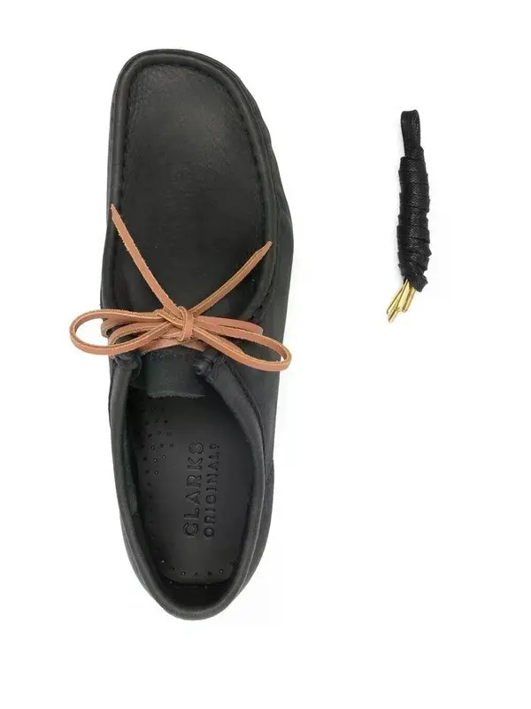 Clarks Wallabee Lace-up Ankle Boots - Black