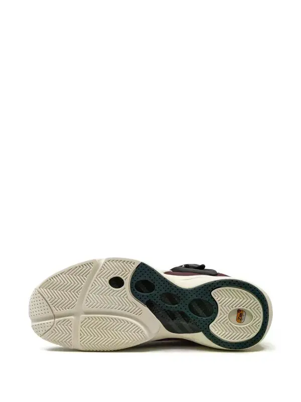 Nike Zoom Gp Low-top Sneakers