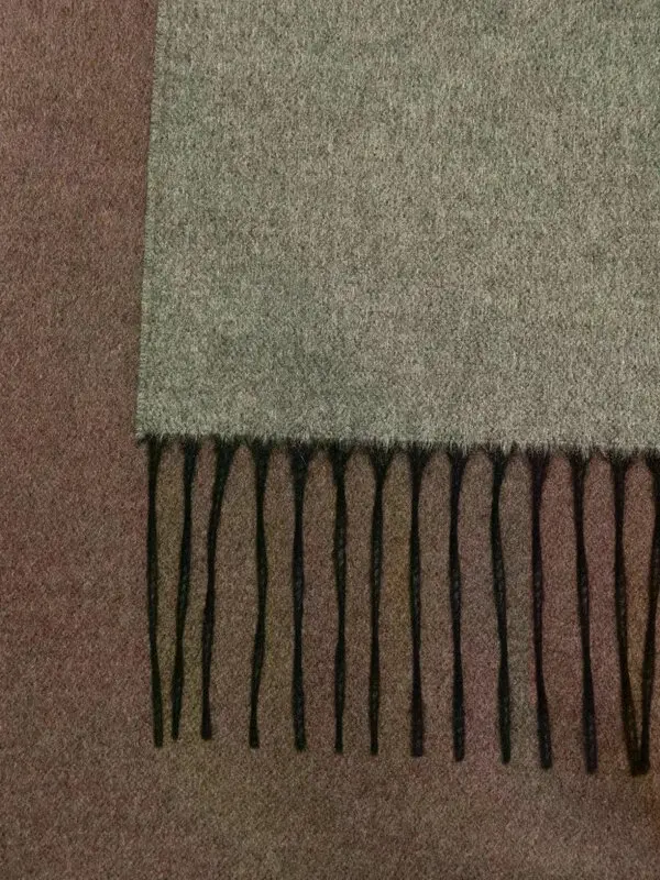D4.0 Fringed Blanket - Brown