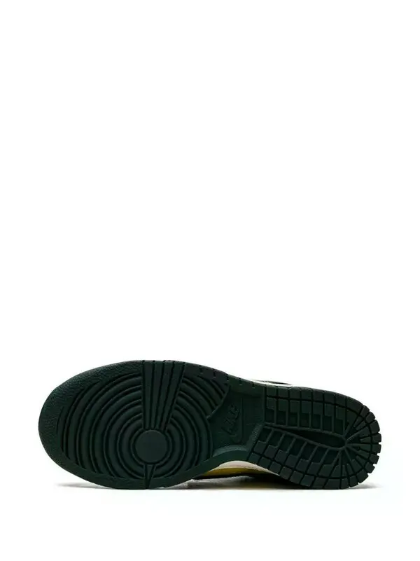 Nike Dunk Low Noble Sneakers - Green