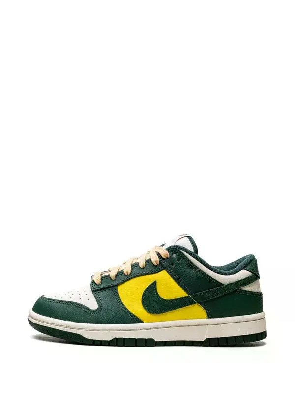 Nike Dunk Low Noble Sneakers - Green