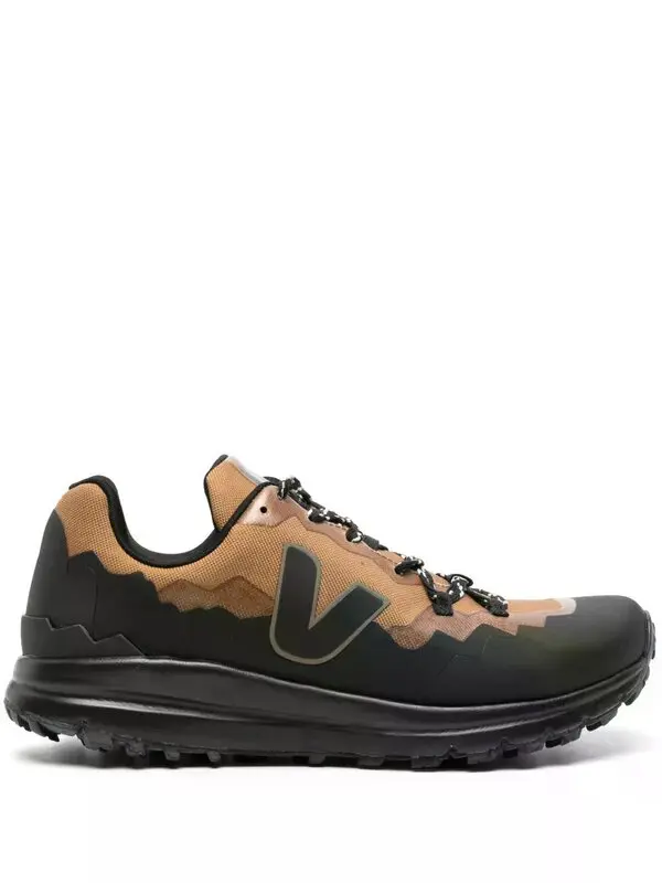 VEJA Fitz Roy Low-top Sneakers - Brown