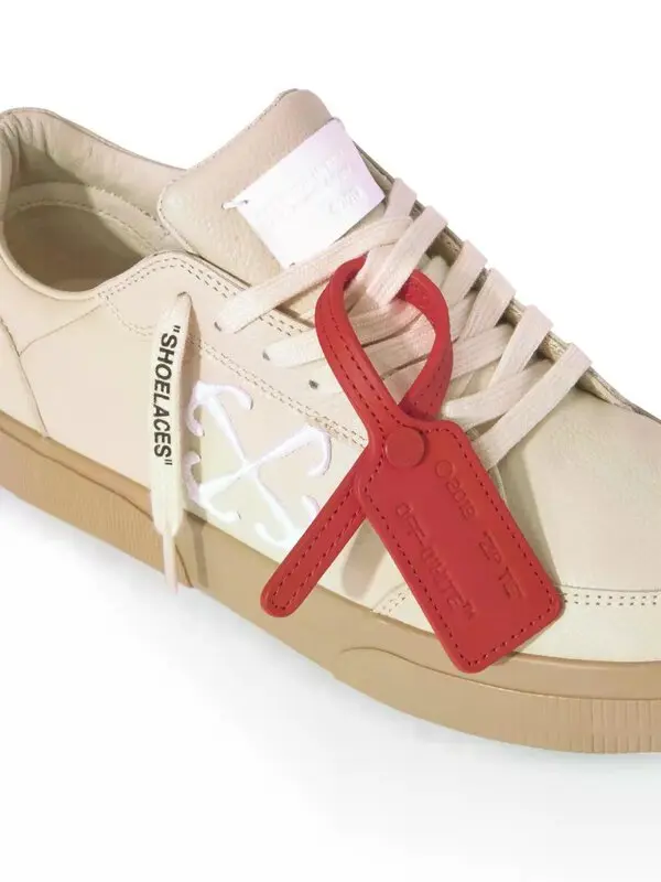 Off-White Low Vulcanized Sneakers