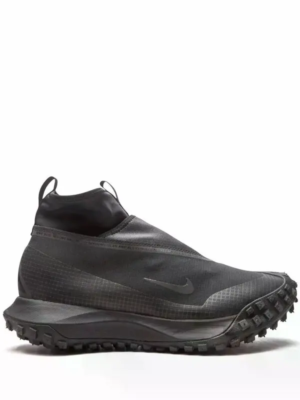 Nike Mountain Fly Gore-tex Sneakers