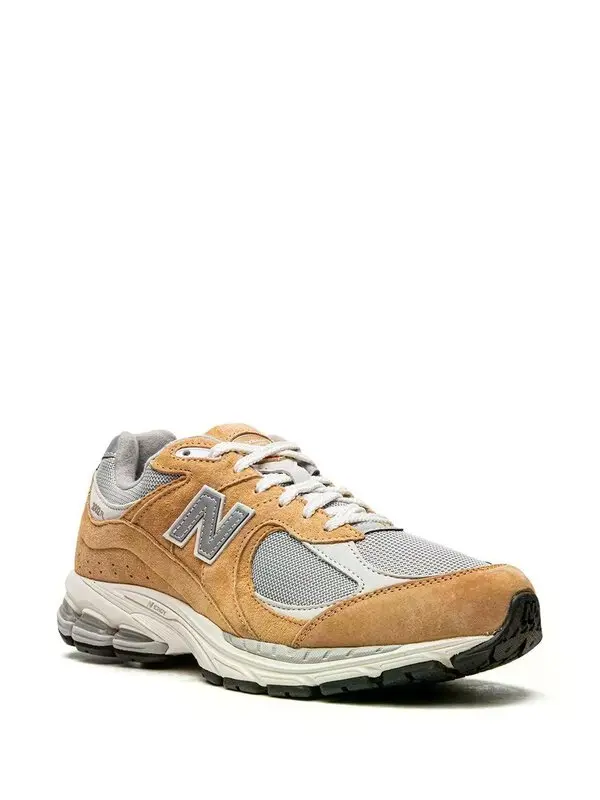 NEW BALANCE 2002r Sneakers - Brown