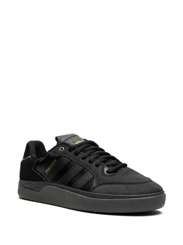 Adidas Tyshawn Low Sneakers