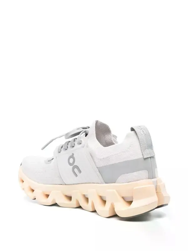 On Cloudsurfer 2 Sneakers