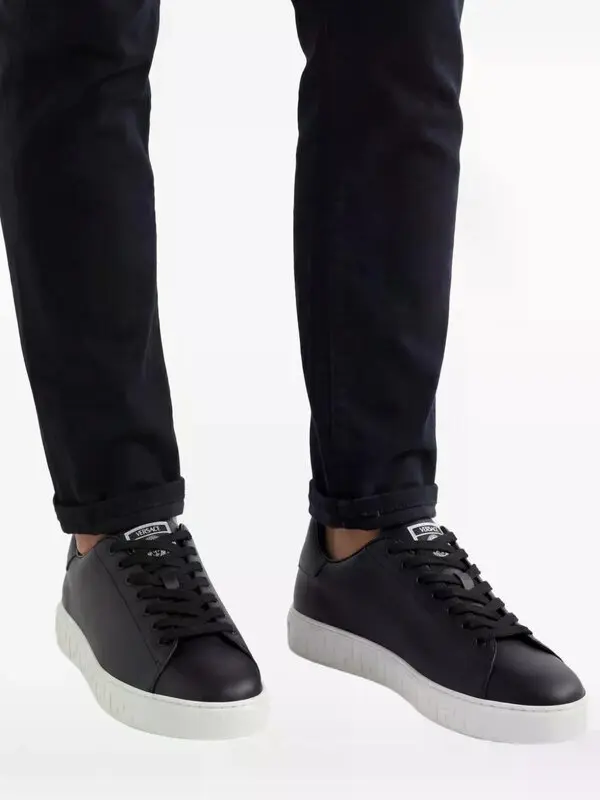 Versace Greca Low-top Sneakers - Black