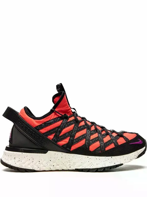 Nike React Terra Gobe Sneakers - Red