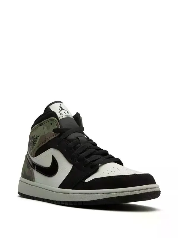 JORDAN Air 1 Mid Camouflage Pattern Lace-up Sneakers
