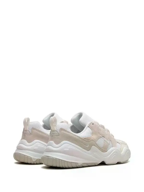 Nike Tech Hera Sneakers - Neutrals