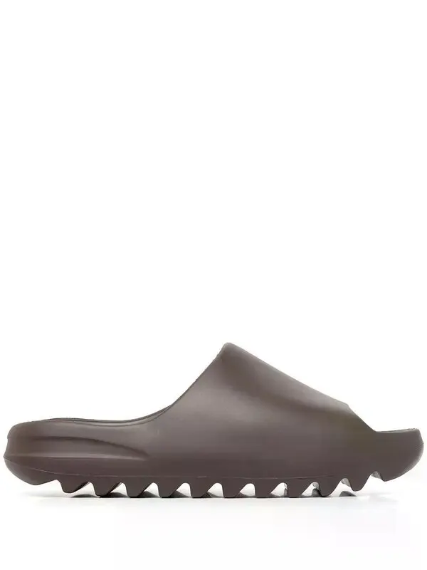 ADIDAS X YEEZY Yeezy Soot 2021 Slides - Brown