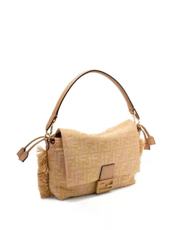 Fendi Medium Mamma Baguette - Neutrals