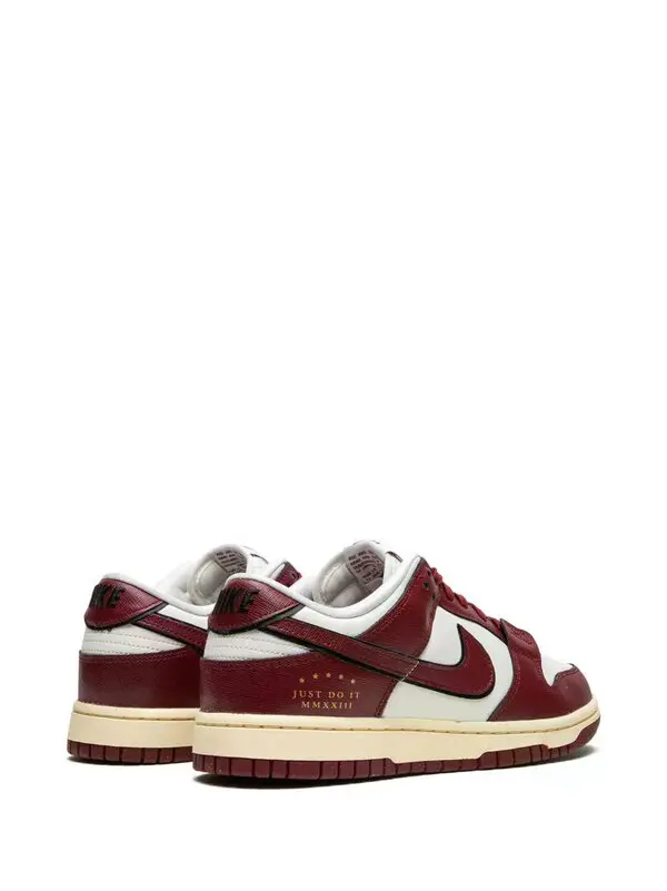 Nike Dunk Low "just Do It" Team Sneakers - Red