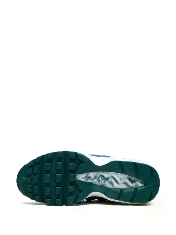 Nike Air Max 95 Velvet Sneakers