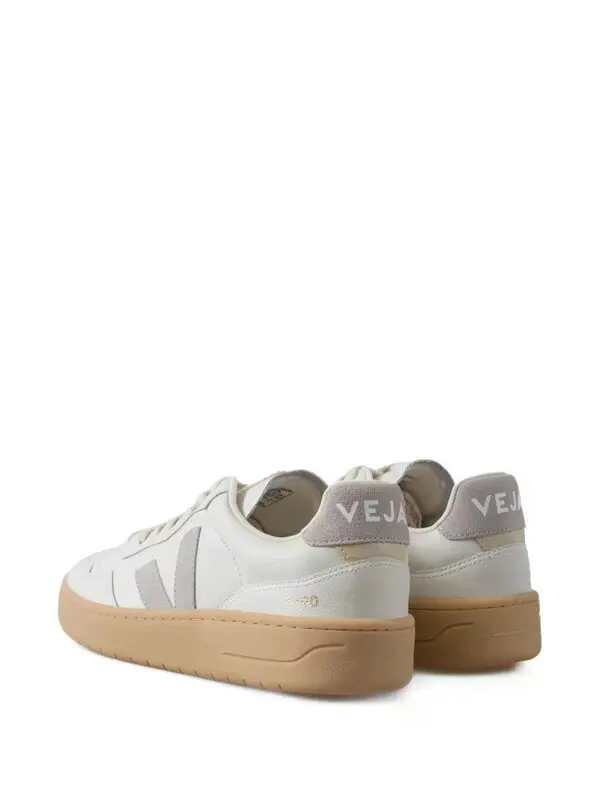 VEJA V-90 Leather Sneakers - White