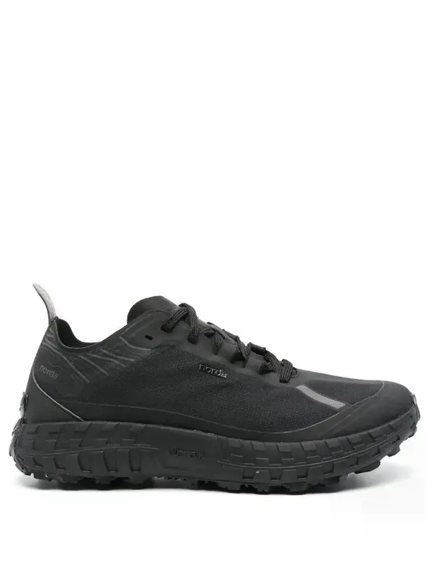 NORDA 001 Sneakers - Black