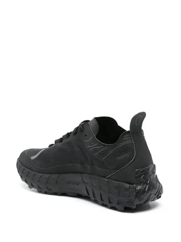 NORDA 001 Sneakers - Black