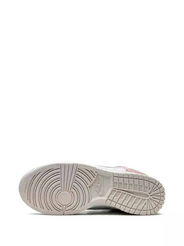 Nike Dunk High Sneakers