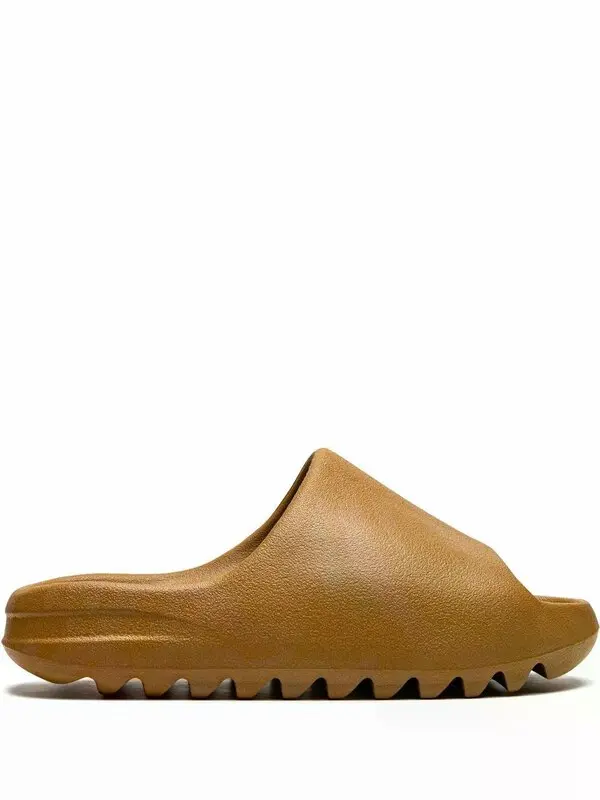 ADIDAS X YEEZY Slides - Brown