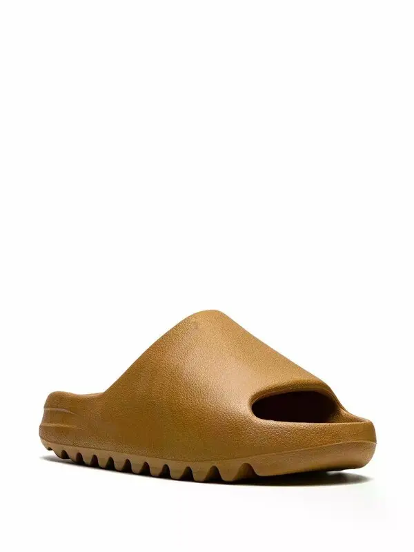 ADIDAS X YEEZY Slides - Brown