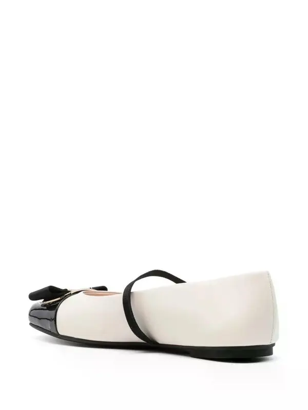 FERRAGAMO Vara Bow Ballerina Flats - Neutrals