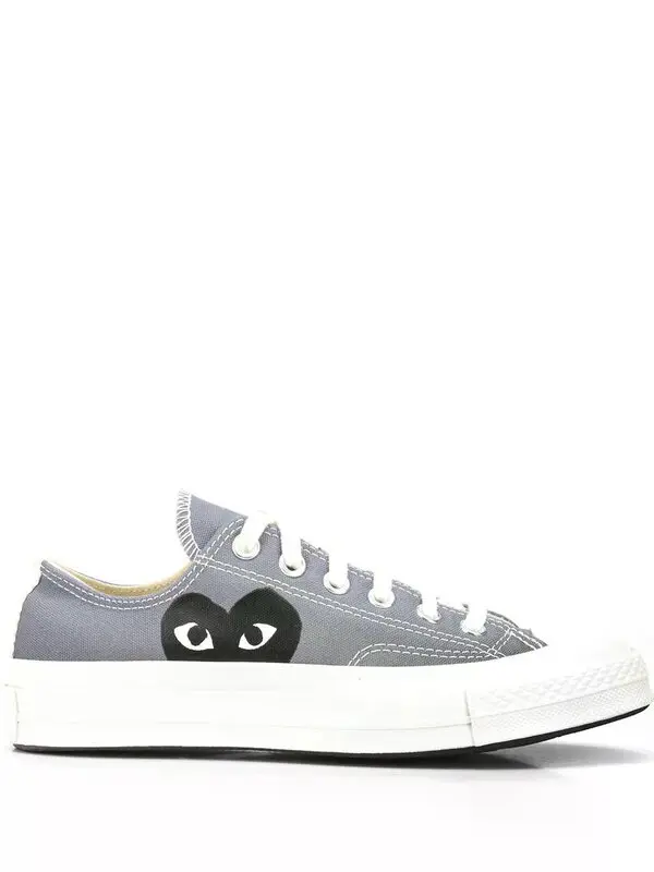 CONVERSE X COMME DES GARONS PLAY Heart Motif Sneakers