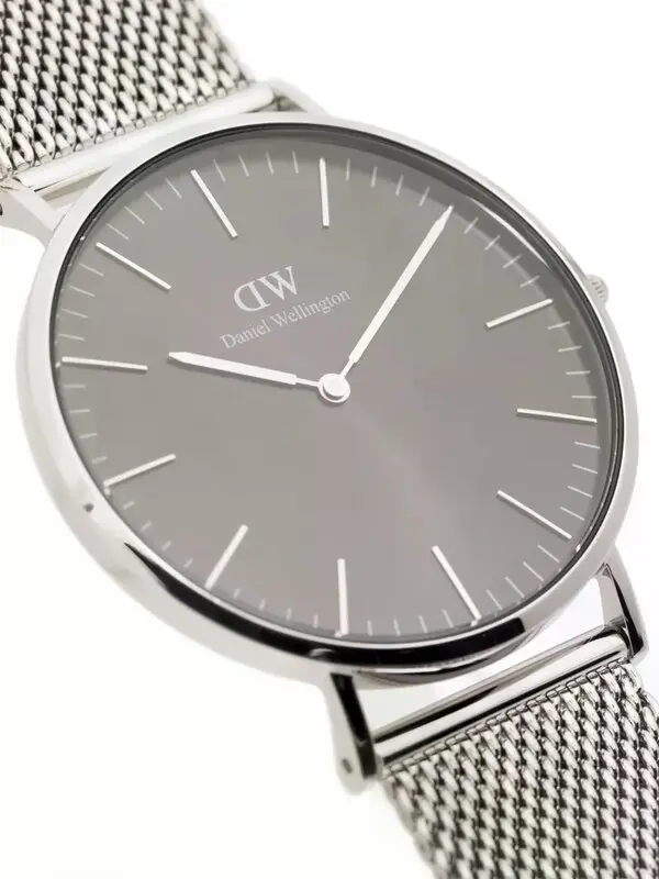DANIEL WELLINGTON Classic Anthracite Timepiece