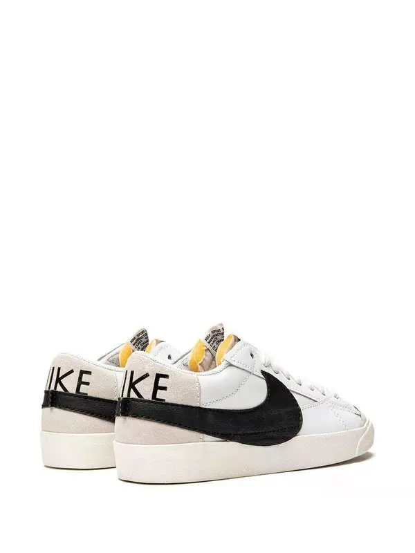 Nike Blazer Low 77 Jumbo Sneakers - White