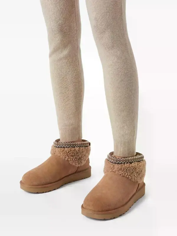 UGG Classic Ultra Mini Maxi Curly Boots