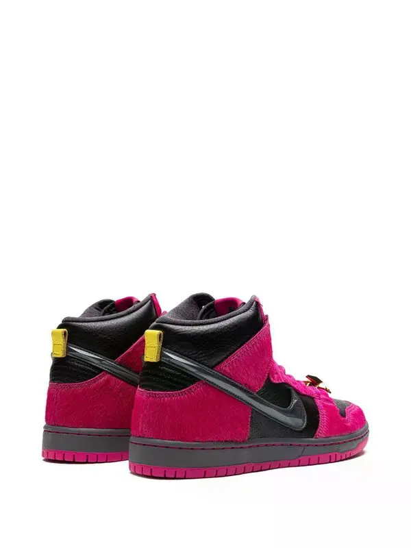 Nike Sb Dunk High Run The Jewels Sneakers - Pink