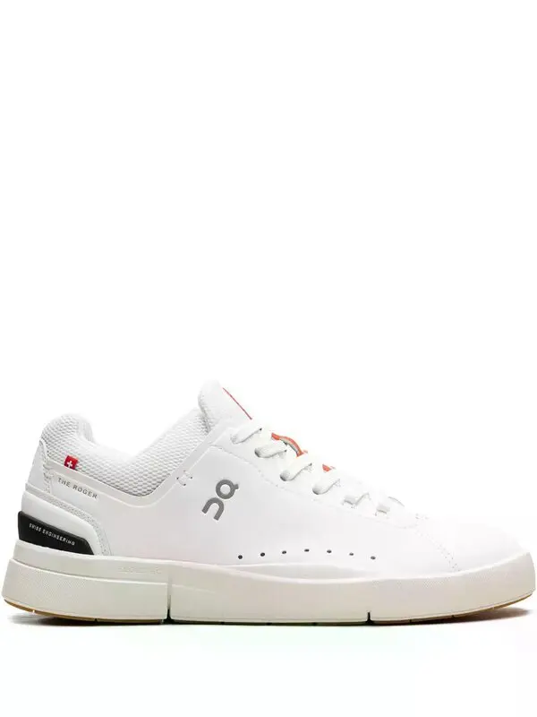 On The Roger Advantege Sneakers - White