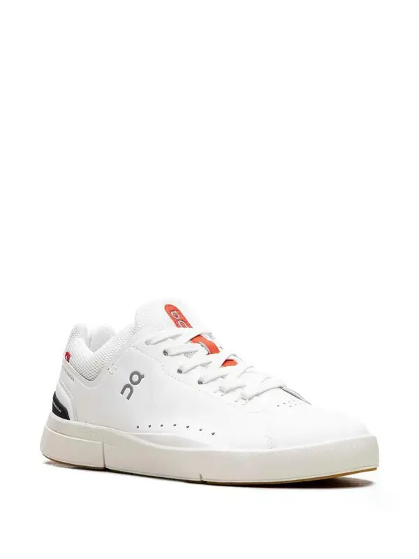 On The Roger Advantege Sneakers - White