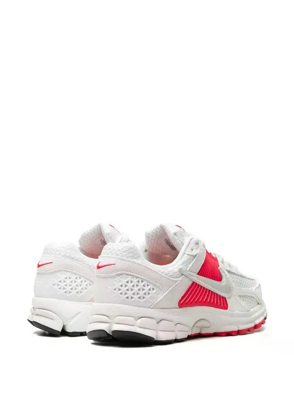 Nike Zoom Vomero "siren Red" Sneakers - White