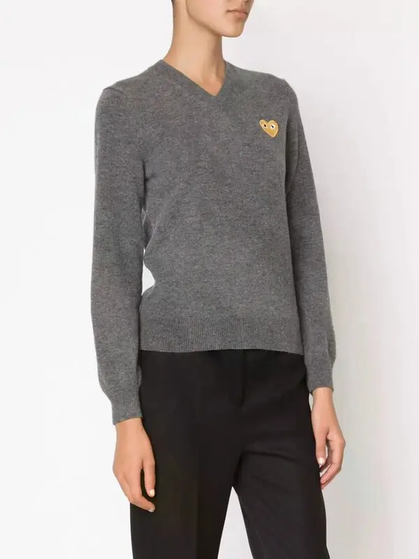 Play Comme Des Garcon Embroidered Heart V-neck Sweater - Grey