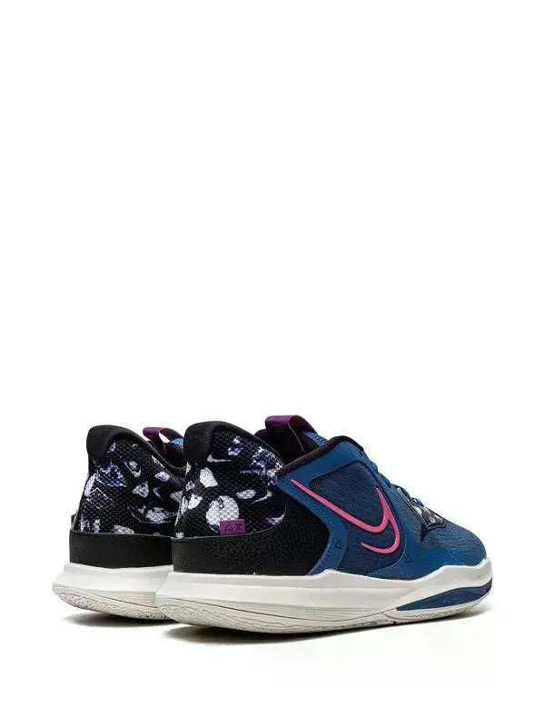Nike Kyrie 5 Low Top Sneakers - Blue