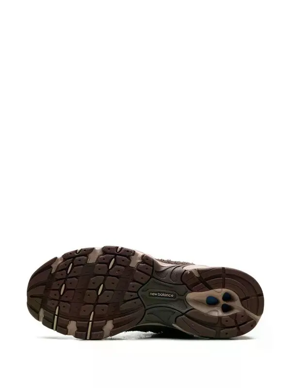 NEW BALANCE 530 Sneakers