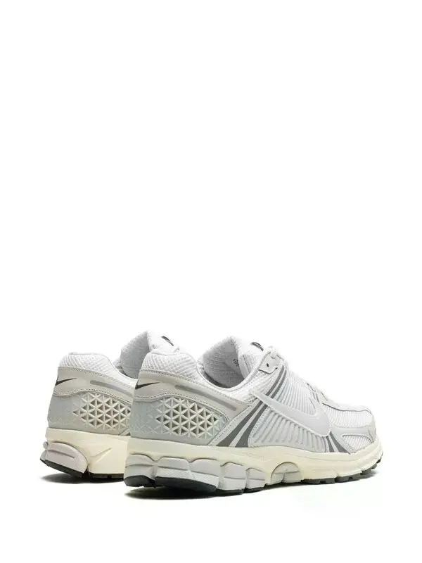 Nike Zoom Vomero Platinum Tint Sneakers - White