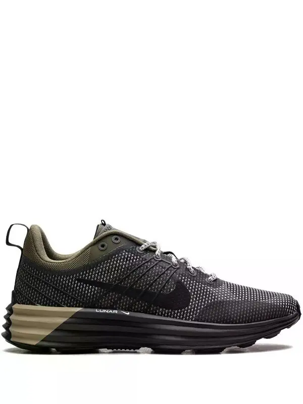 Nike Lunar Roam Se Sneakers