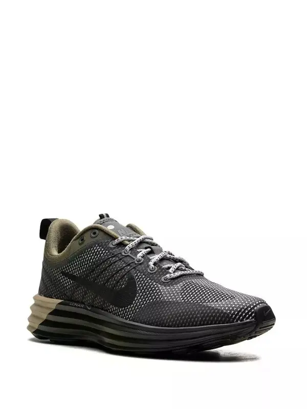 Nike Lunar Roam Se Sneakers