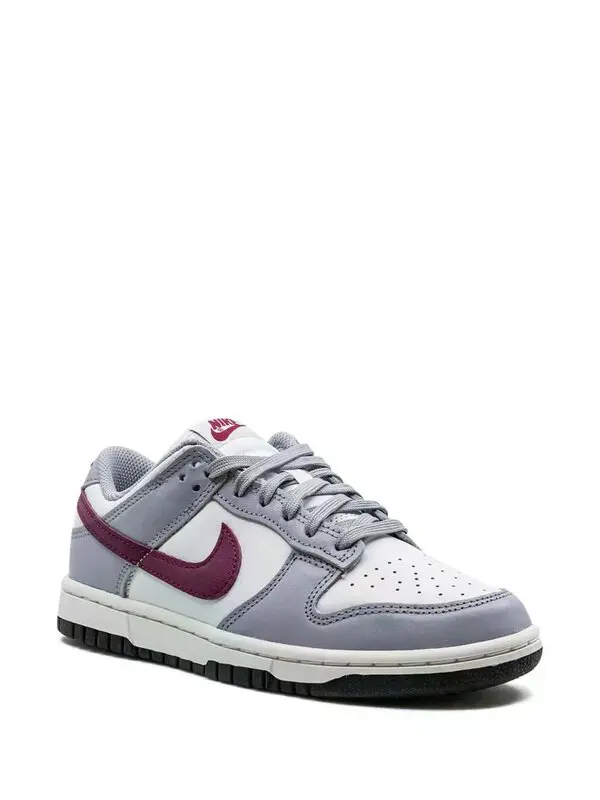 Nike Dunk Low Sneakers - Grey