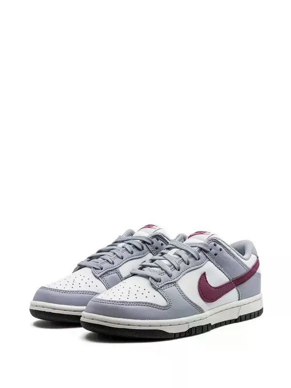Nike Dunk Low Sneakers - Grey