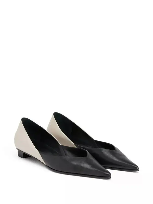 AMI Paris Pointed Leather Flat Pumps