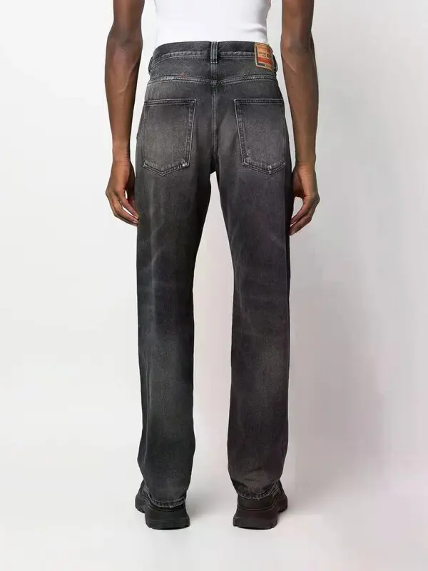 DIESEL® 2010 D-macs 007j5 Straight-leg Jeans