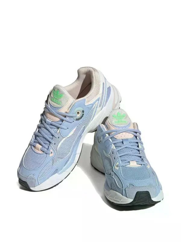 Adidas Astir Sneakers